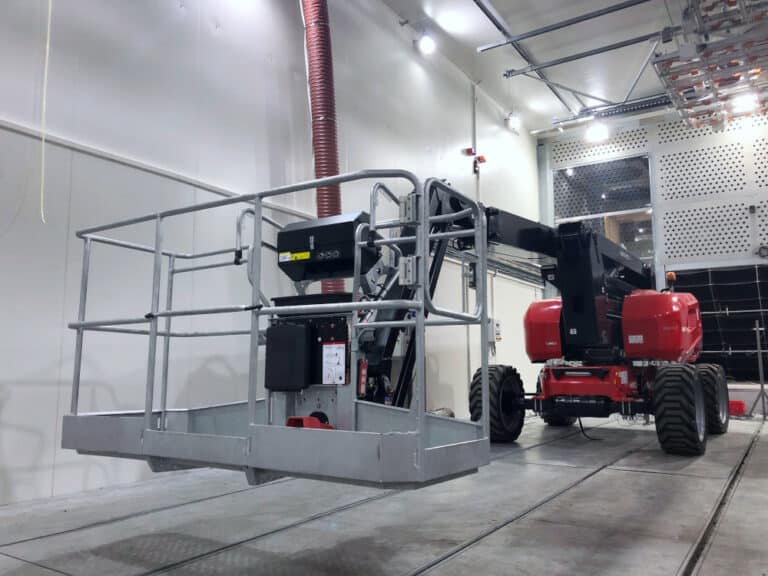 Manitou Group & Greenmot on testing handling machines - GREENMOT